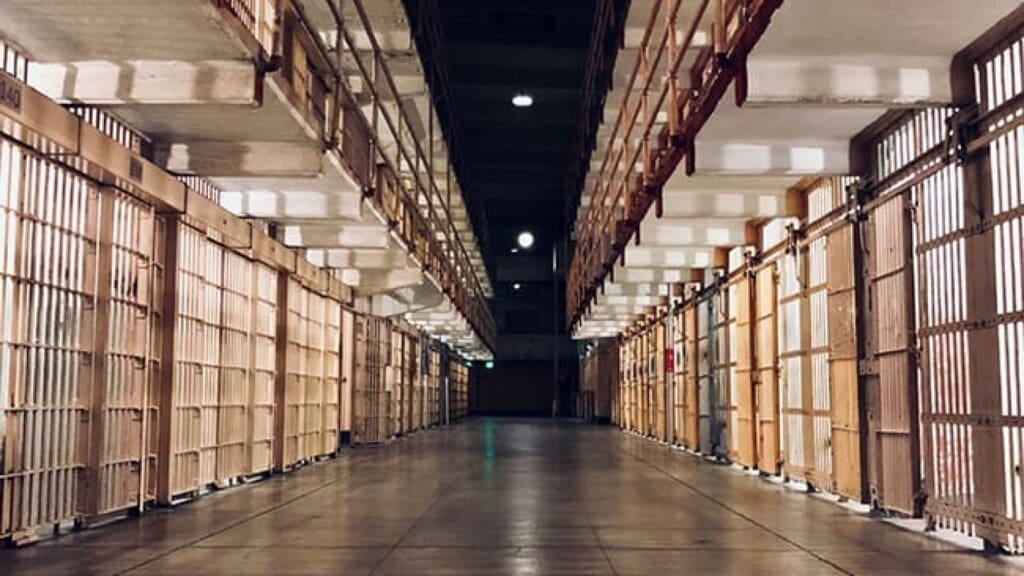 4 Simple Ways Churches Can Engage in Prison Ministry - Wheaton Billy Graham